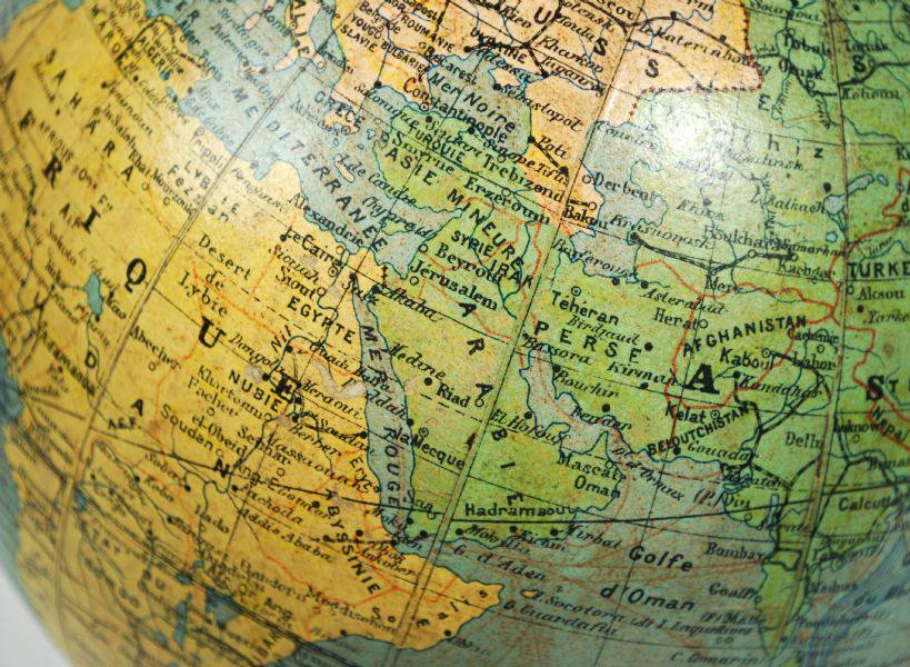 e-Shop/Antique globes-world maps/Code 3042 Globe Forest 1920s