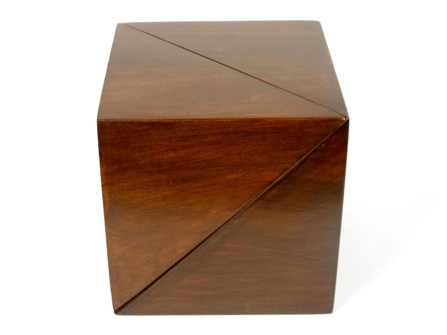 e-Shop/Antique measuring instruments/Code 3975 Cube