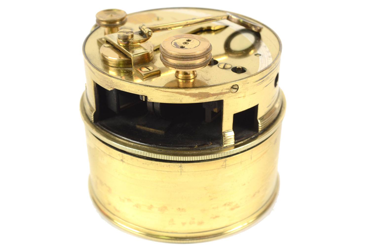 e-Shop/Nautical antiques/Code 4167 Pocket sextant