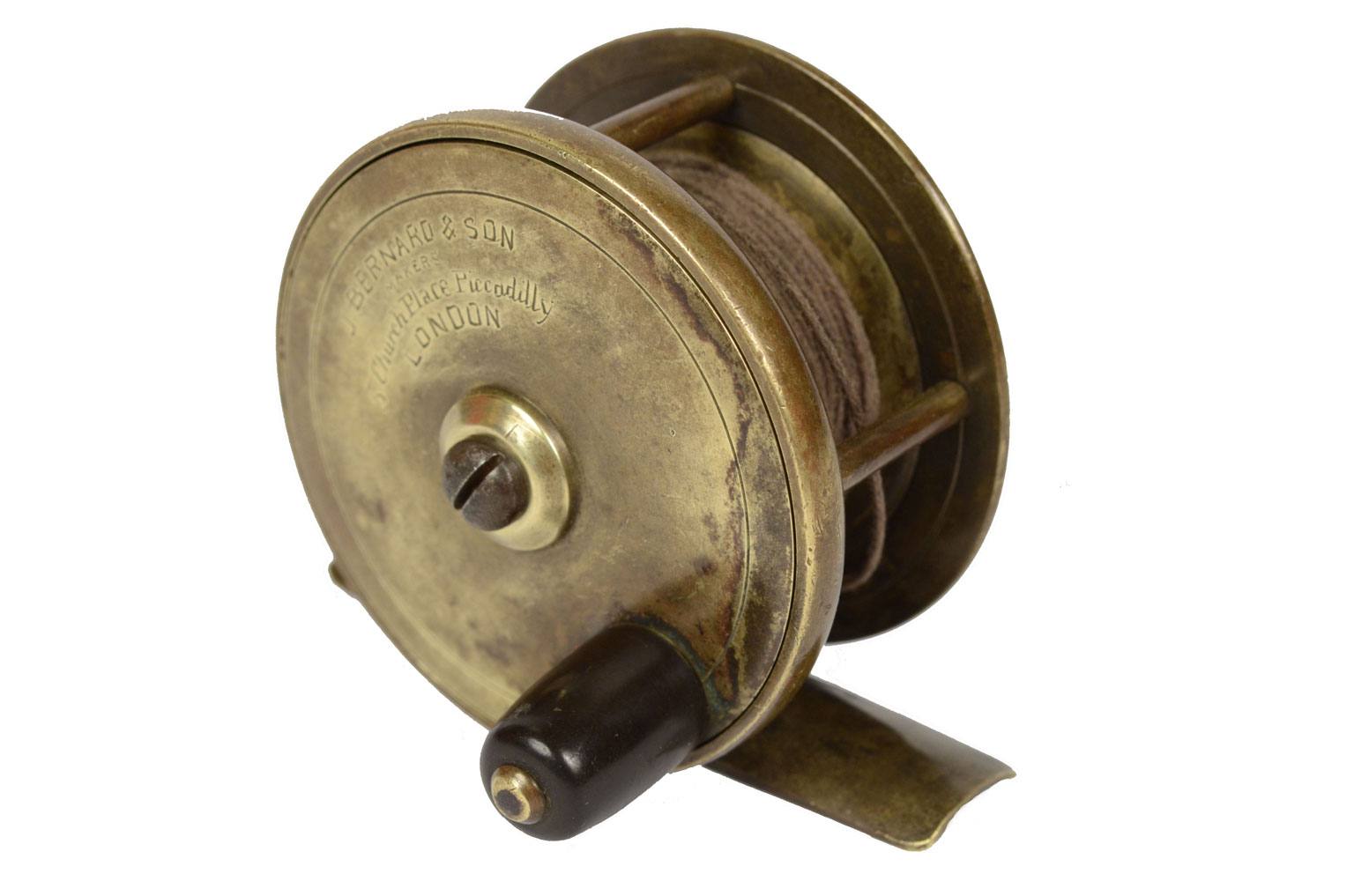 e-Shop/Nautical antiques/Code 4225 Brass fishing reel