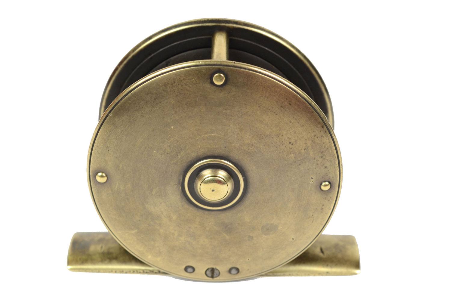 e-Shop/Nautical antiques/Code 4225 Brass fishing reel