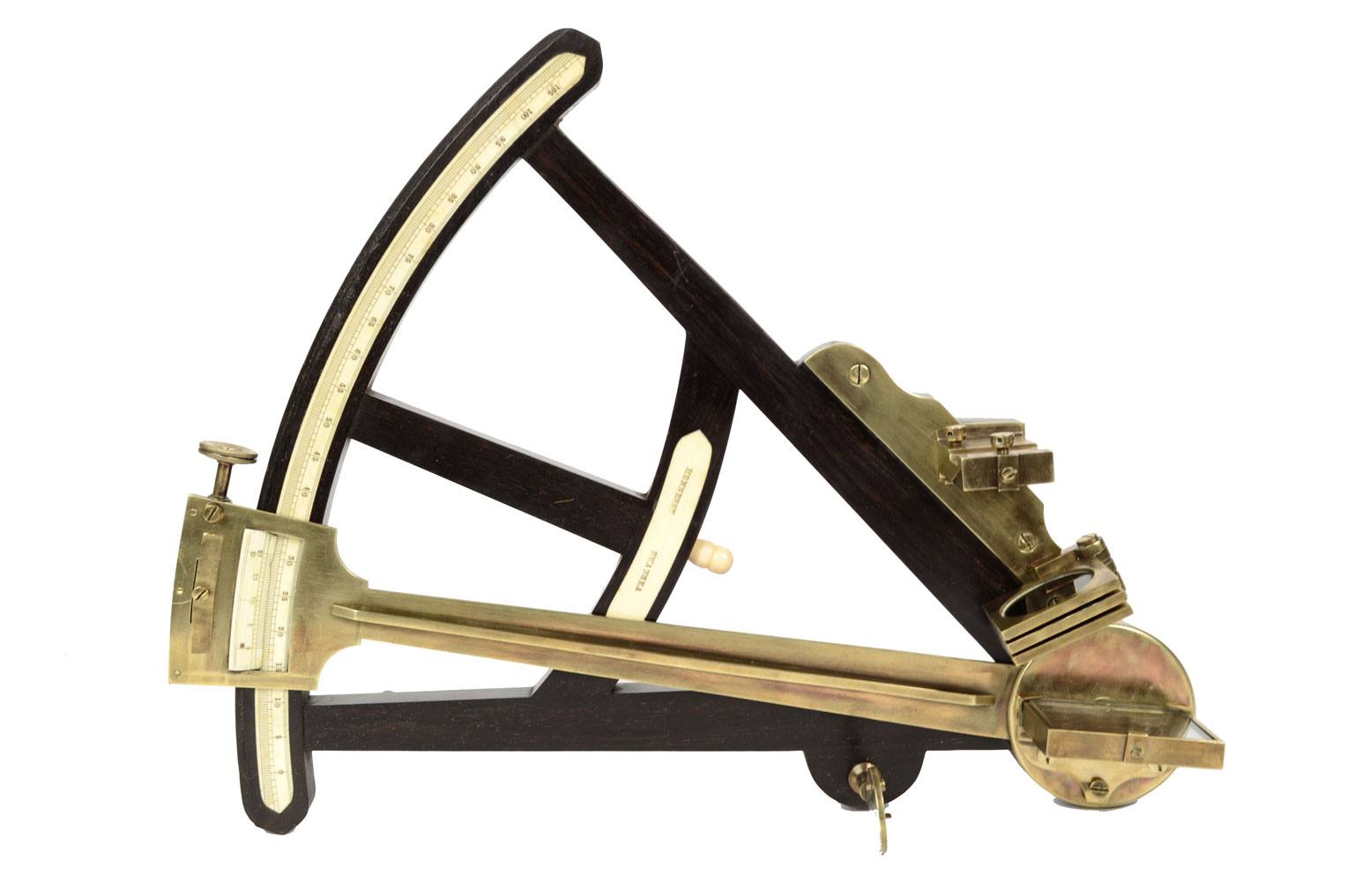 e-Shop/Nautical antiques/Code 4237 Ebony octant