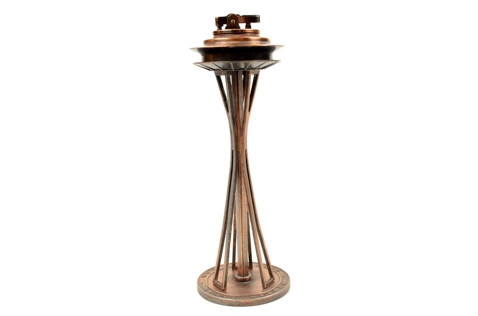 e-Shop/Modern design/Code 4749 Space Needle lighter