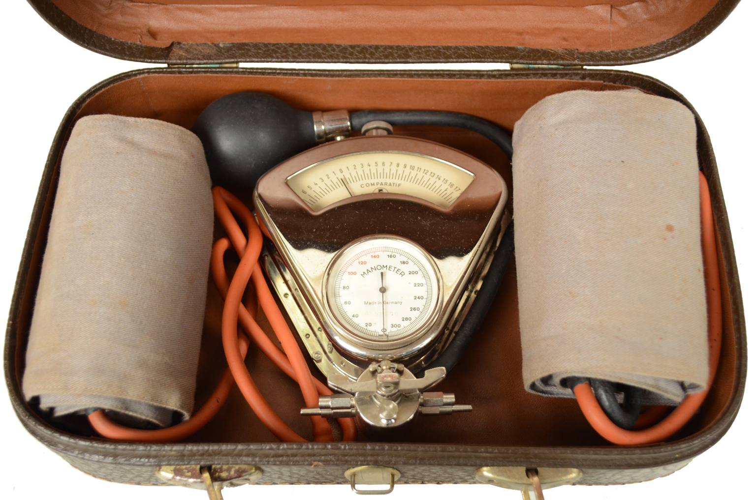 e-Shop/Old medical instruments/Code 5518 Oscillotonometer Comparatif