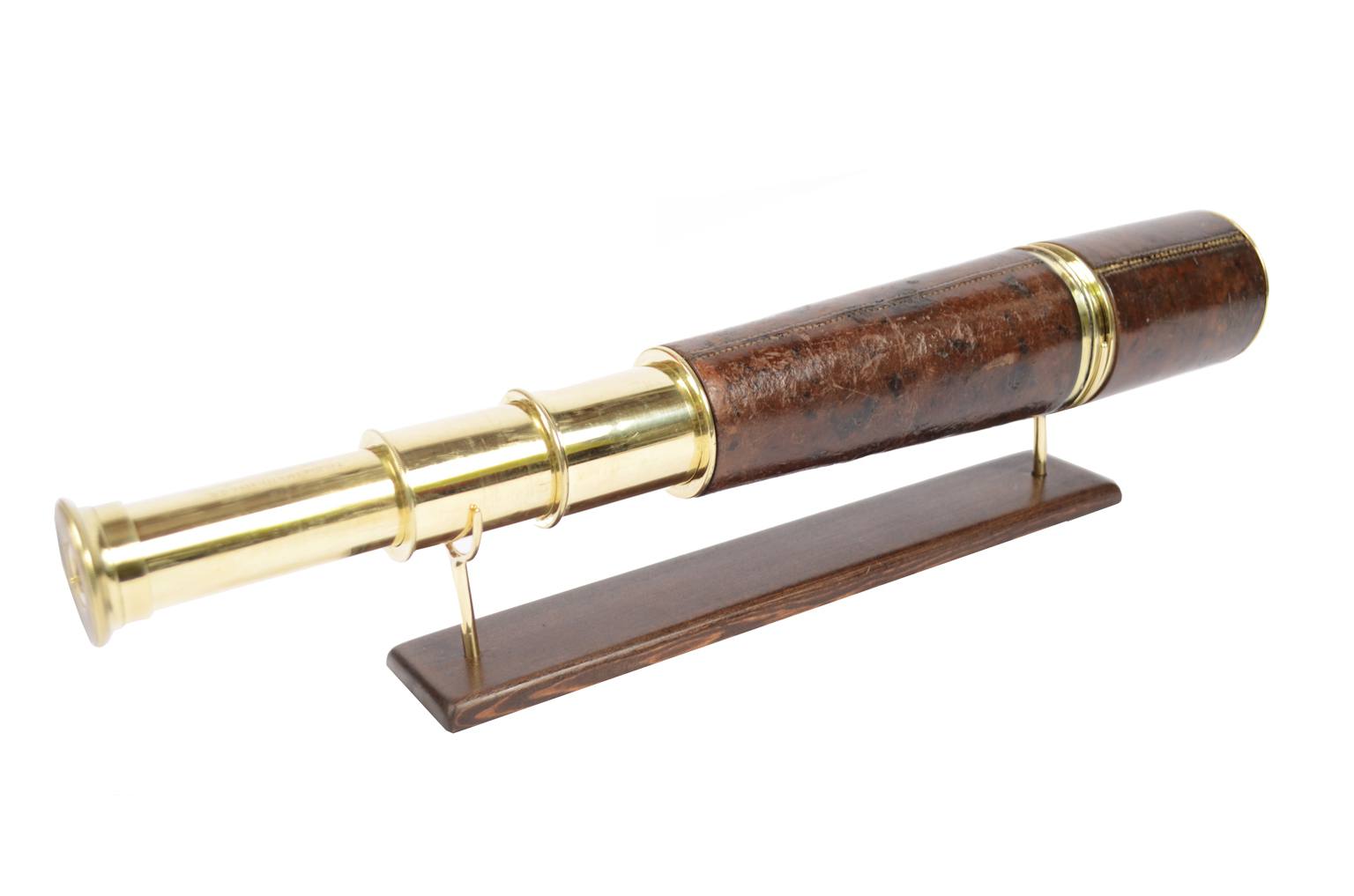 e-Shop/Nautical antiques/Code 6196 Brass telescope