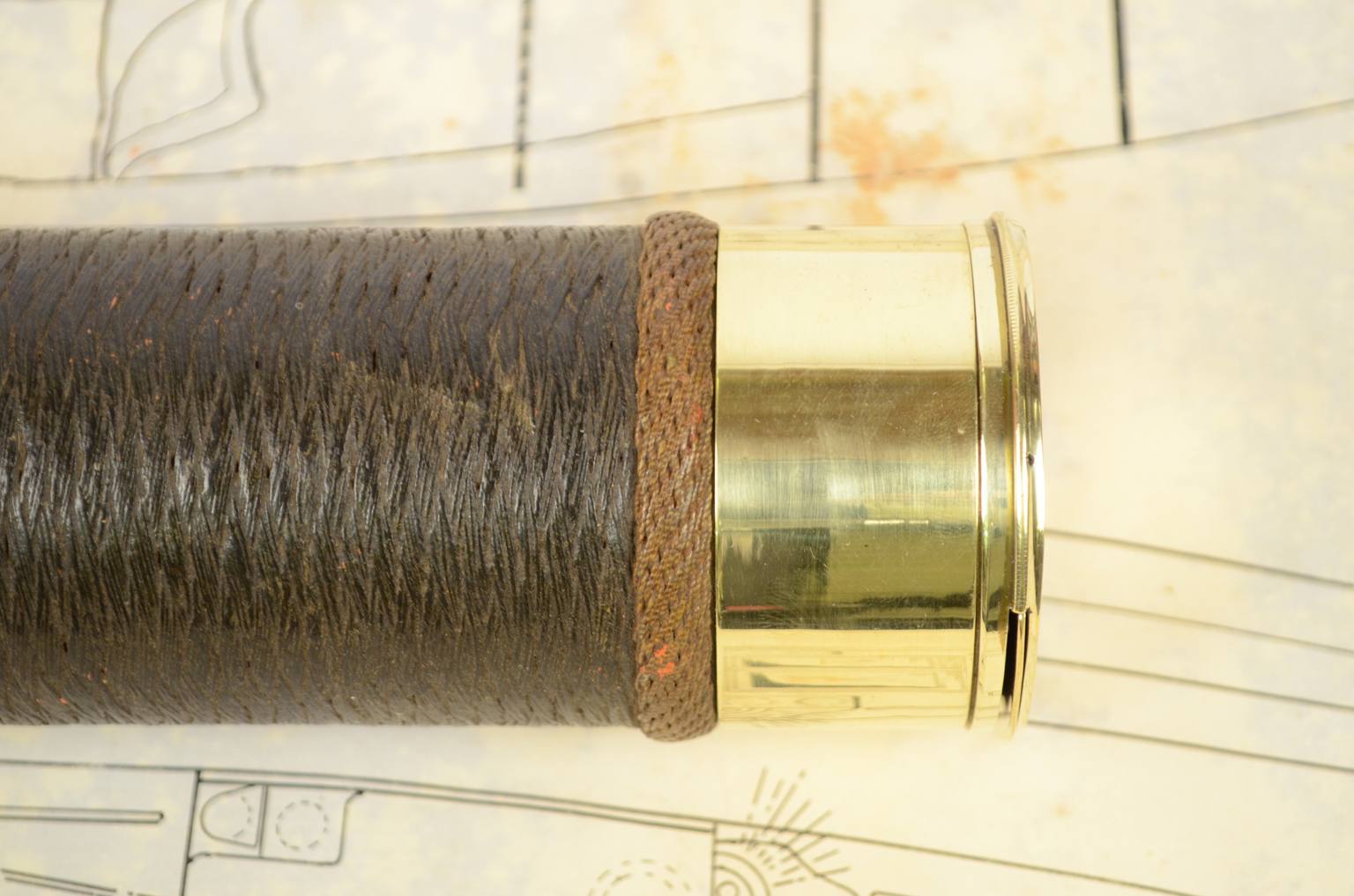 e-Shop/Nautical antiques/Code 6281 Brass telescope