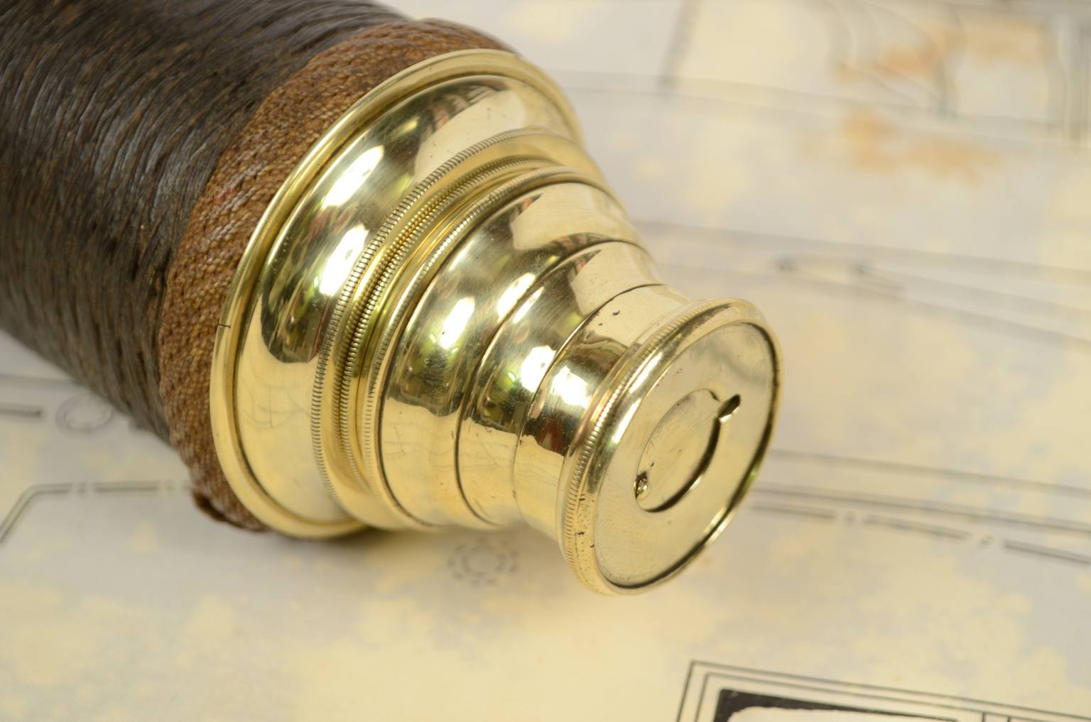 e-Shop/Nautical antiques/Code 6281 Brass telescope