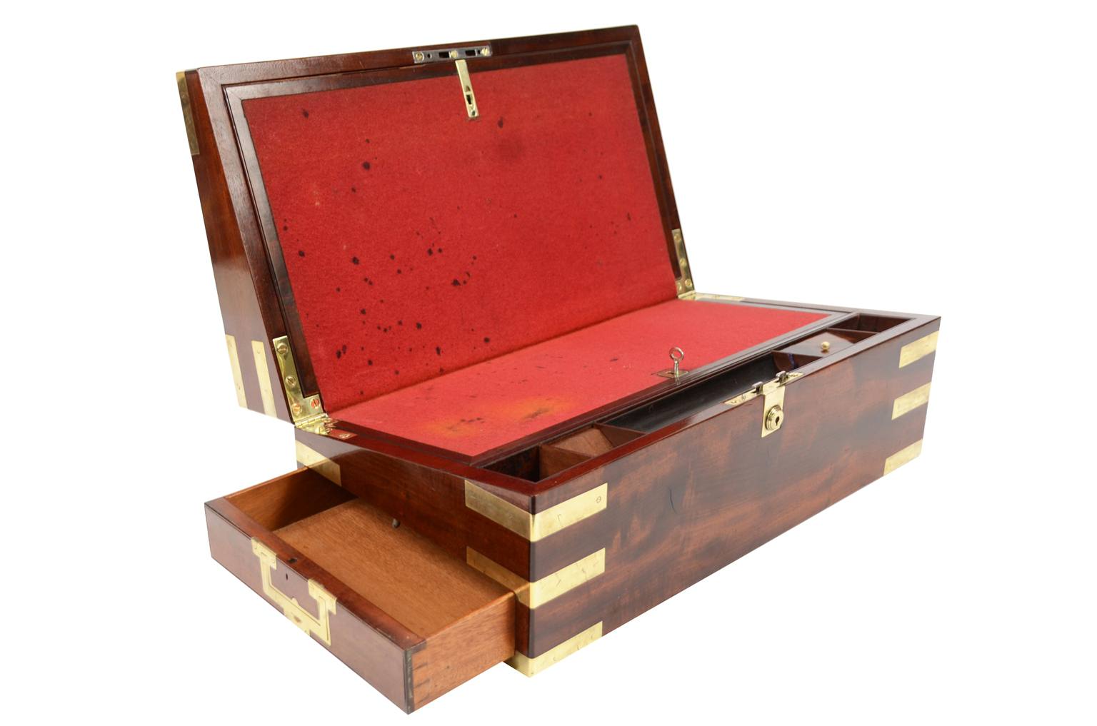 e-Shop/Nautical antiques/Code 6315 Travel desk