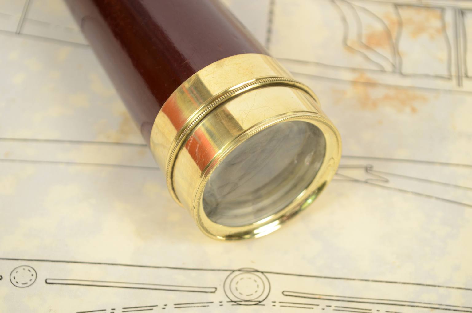 e-Shop/Nautical antiques/Code 6323 Brass telescope
