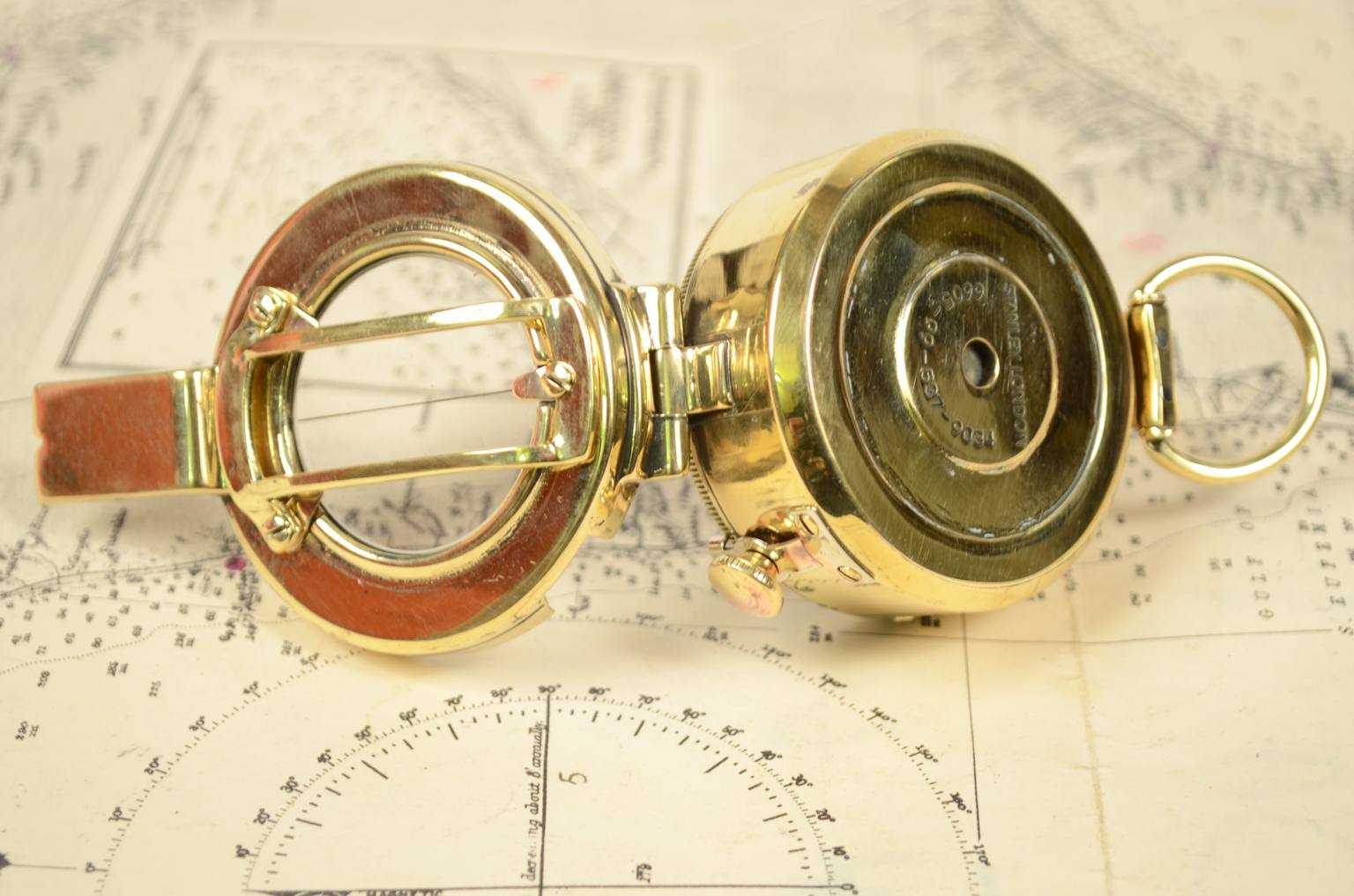 e-Shop/Antique compasses/Code 6517 Prismatic compass