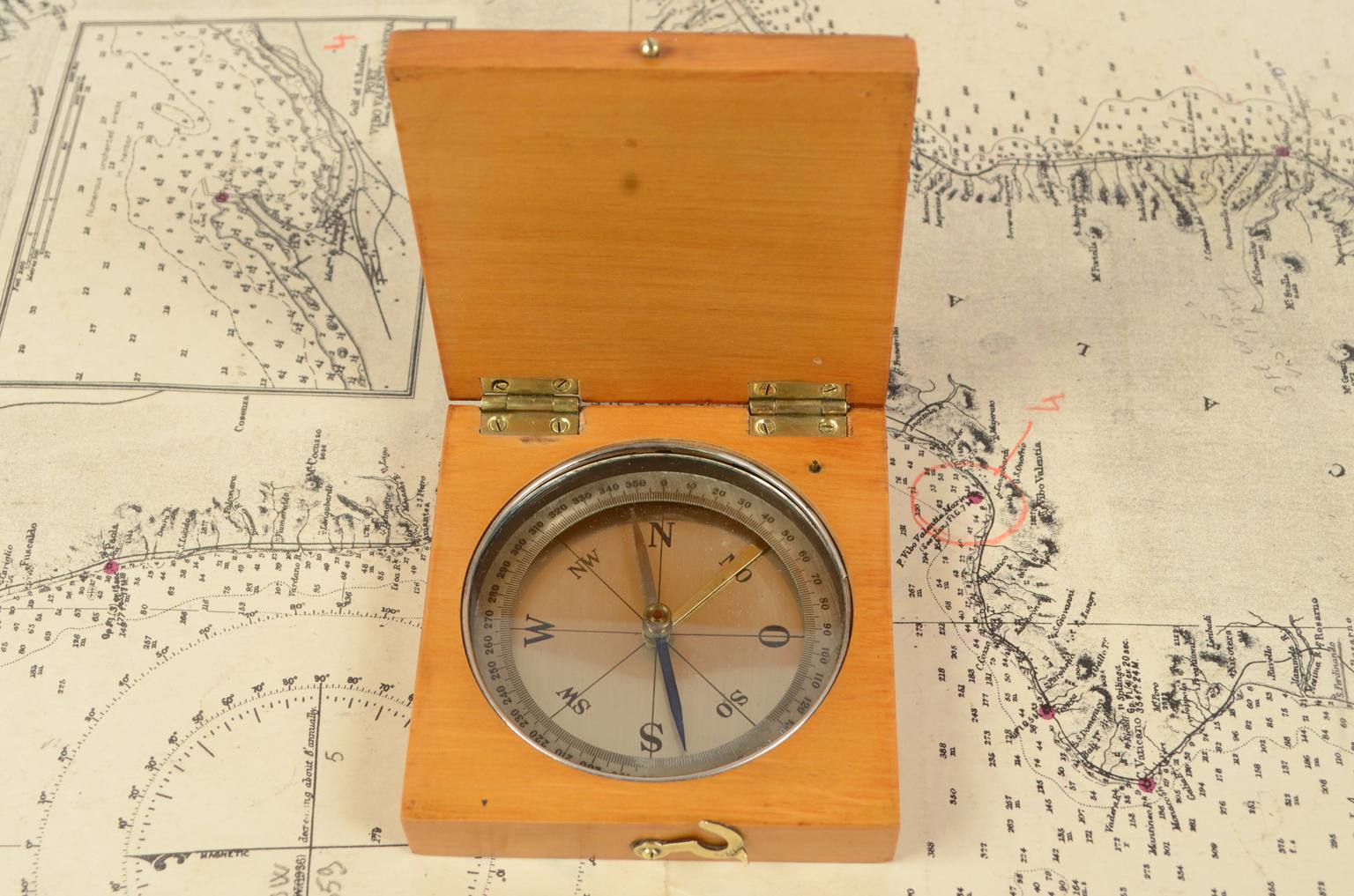 e-Shop/Bussole antiche/Cod. 6688 Bussola antica