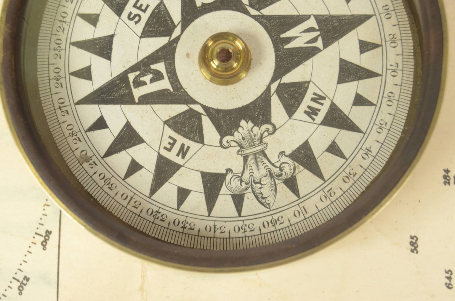 e-Shop/Bussole antiche/Cod. 6861 Bussola antica