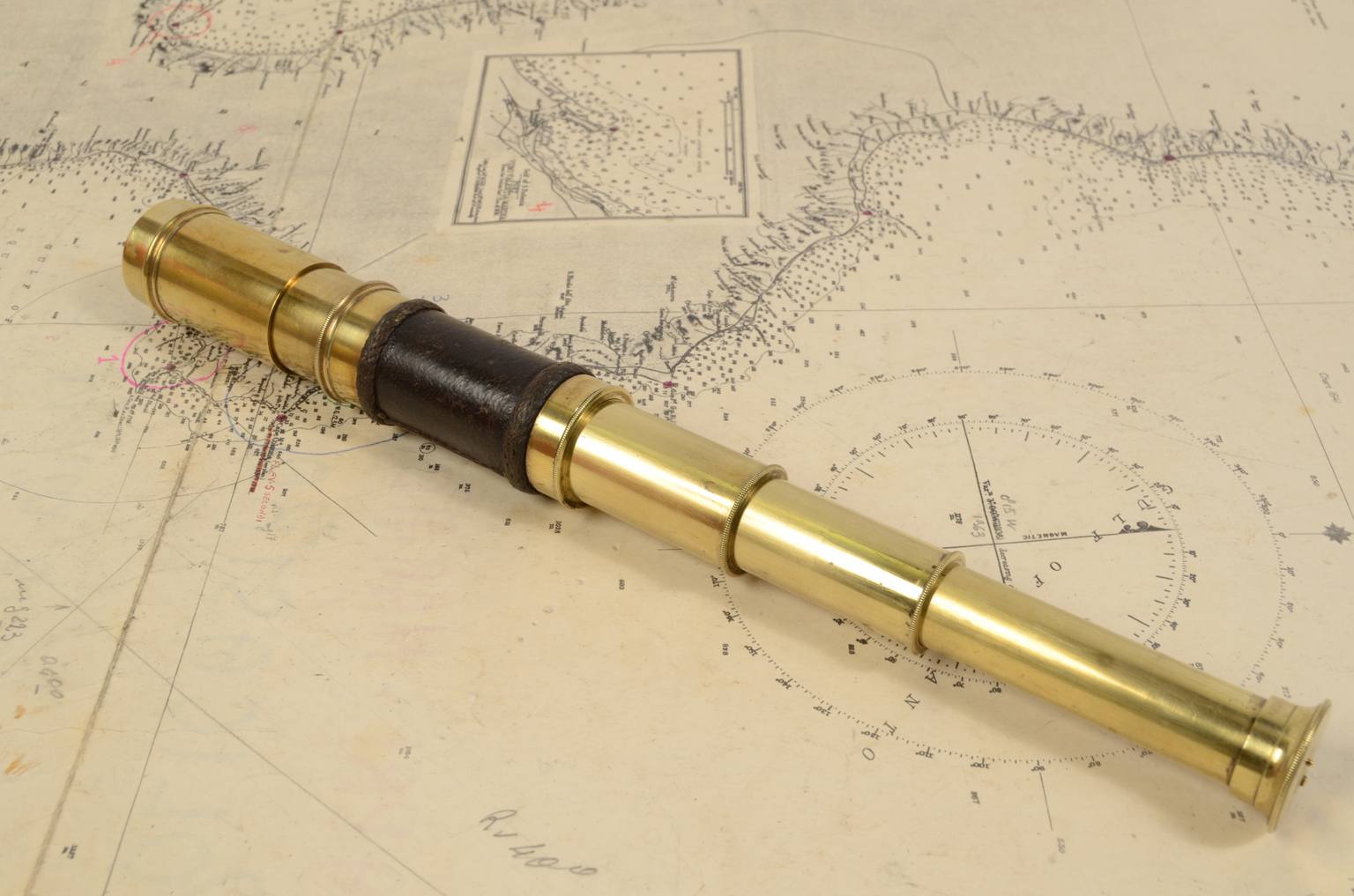 e-Shop/Nautical antiques/Code 7089 Vintage telescope