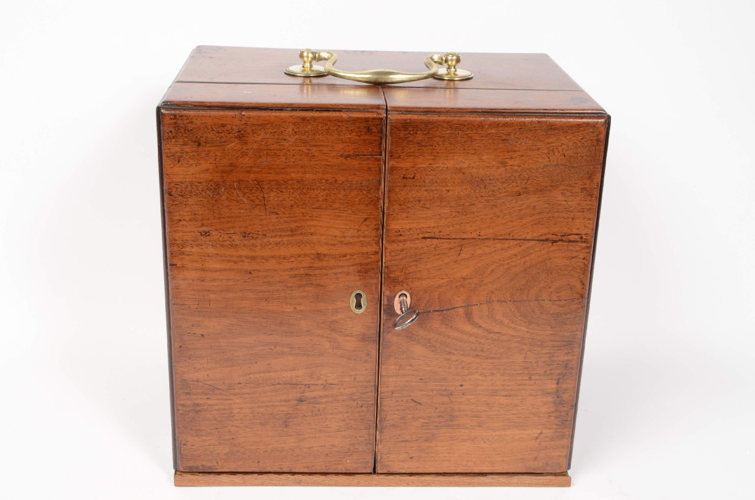 e-Shop/Old medical instruments/Code 7136 Apothecary Cabinet