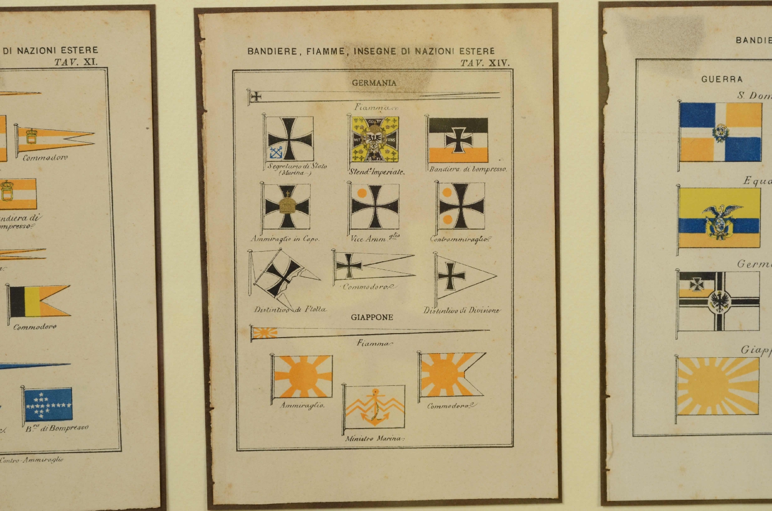 e-Shop/Nautical antiques/Code 7322 Panel Flags