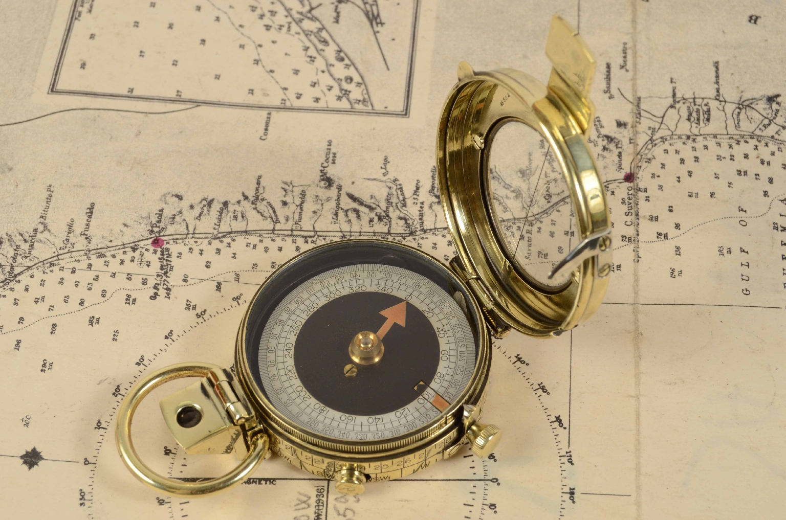 e-Shop/Bussole antiche/Cod. 7344 Bussola Prismatica