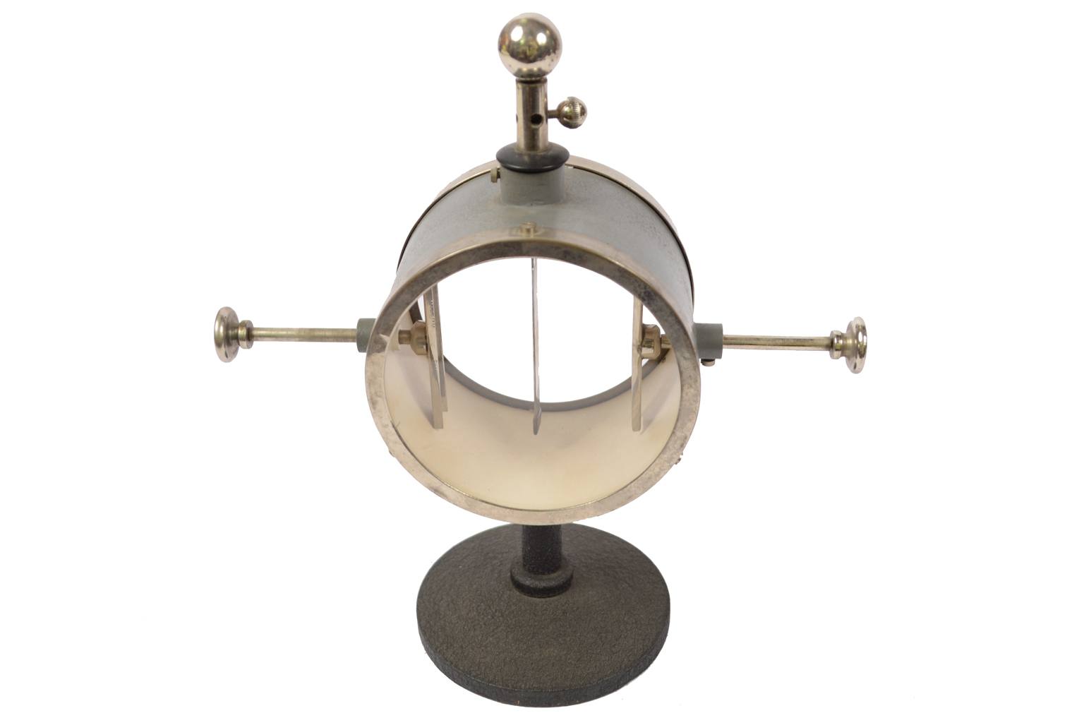 e-Shop/Antique measuring instruments/Code A10 Electroscope 1900